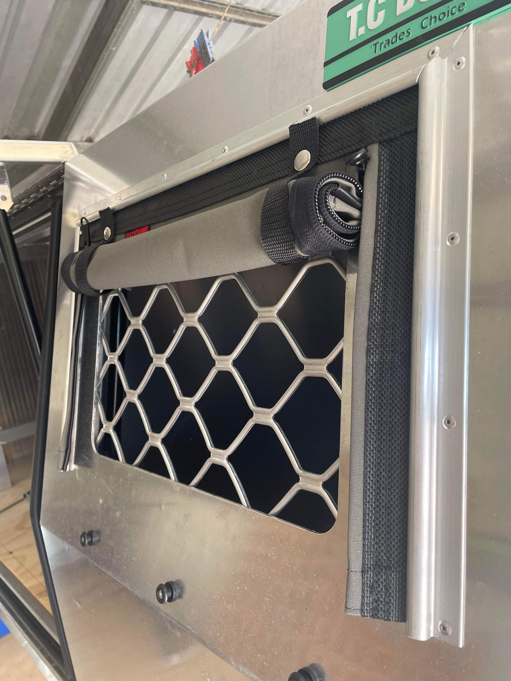 T.C Boxes Dog Box Cover (door) 480x300mm – Red Gully Canvas