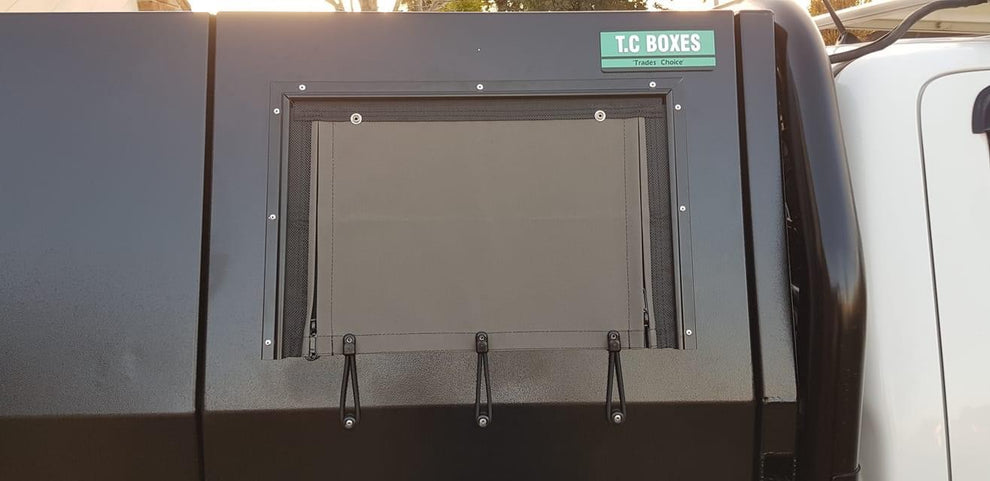 T.C Boxes Dog Box Cover (door) 480x300mm – Red Gully Canvas